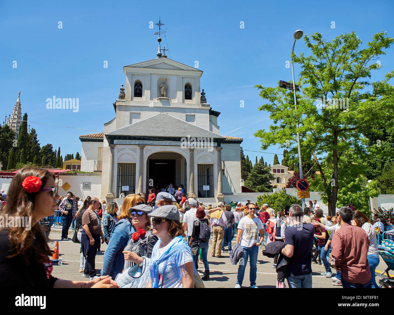 Citizens honoring its patron, Saint Isidro Labrador, in San Isidro ...