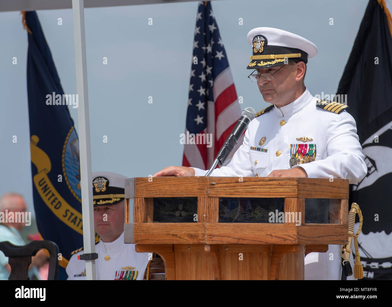 Los angeles class submarine uss jefferson city ssn 759 hi-res stock ...
