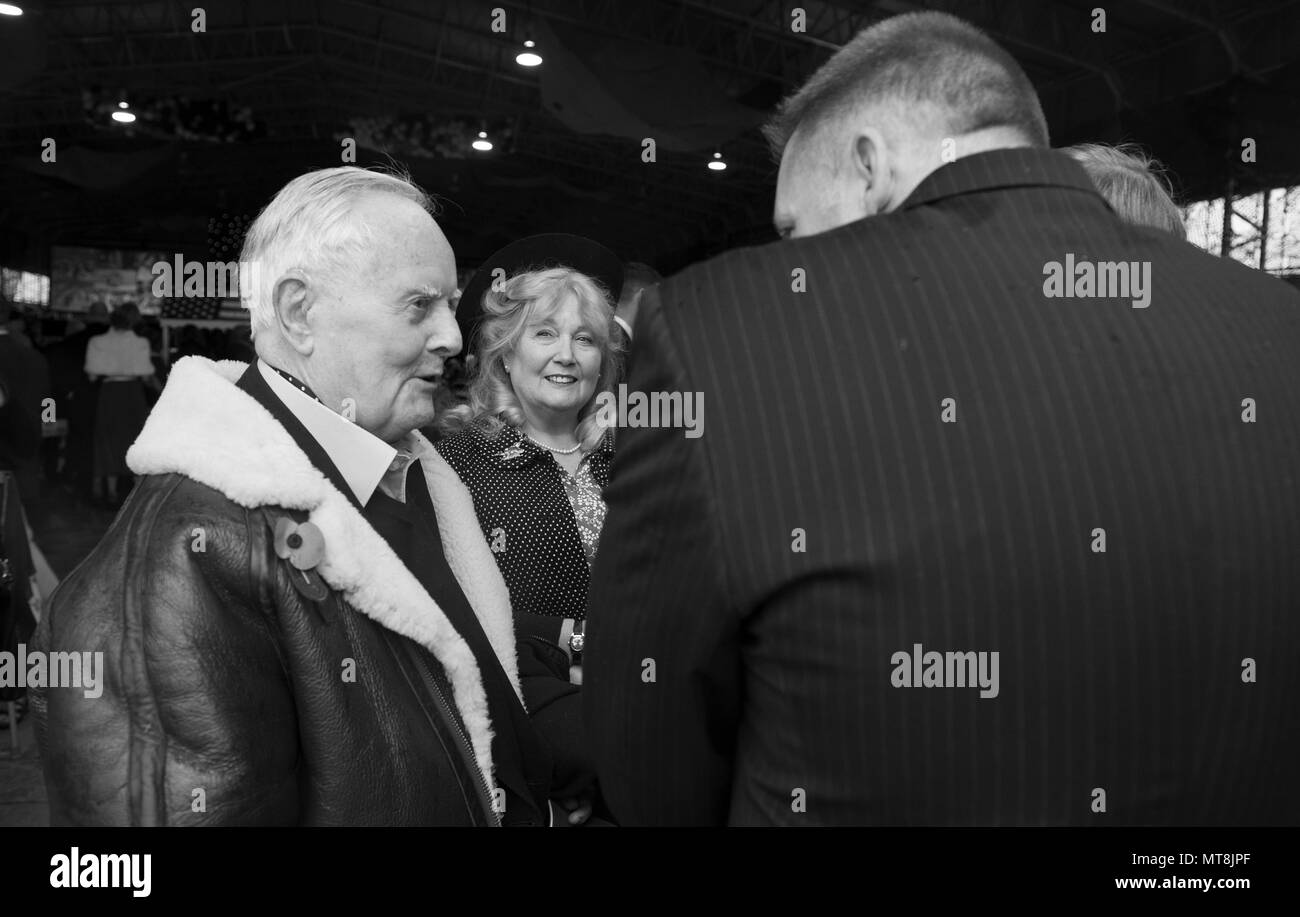 RAF Flight Lieutenant Colin S. Bell (Ret’d), a distinguish WWII Flying ...