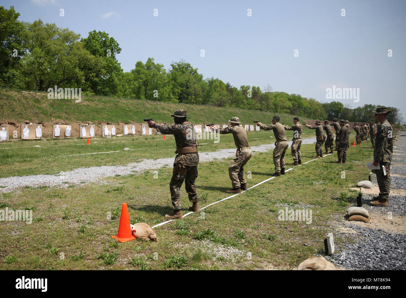 131 commando squadron royal engineers hi-res stock photography and ...