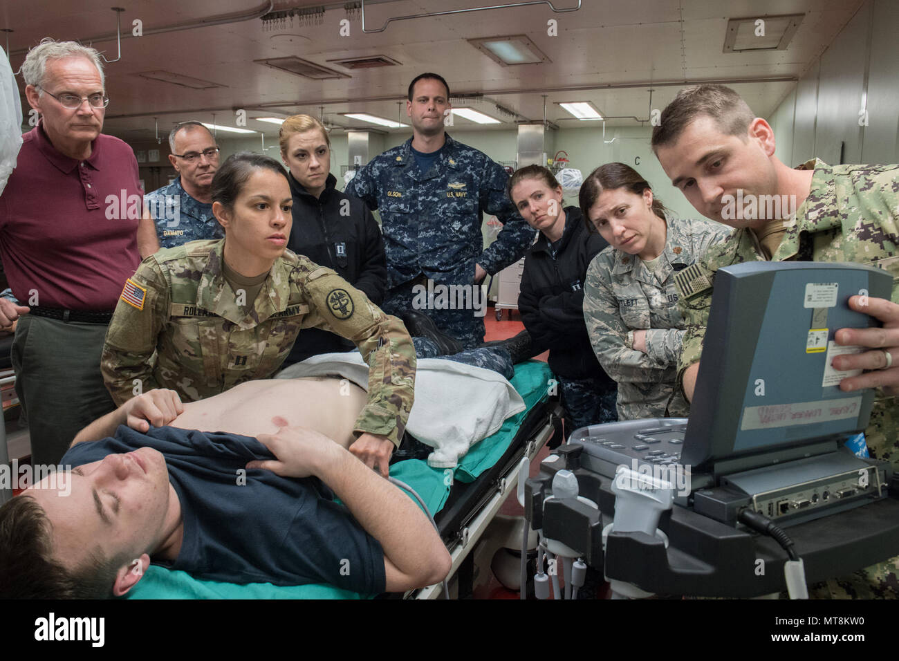 180511-N-UX013-0305 ATLANTIC OCEAN (May 11, 2018) Joint service members ...