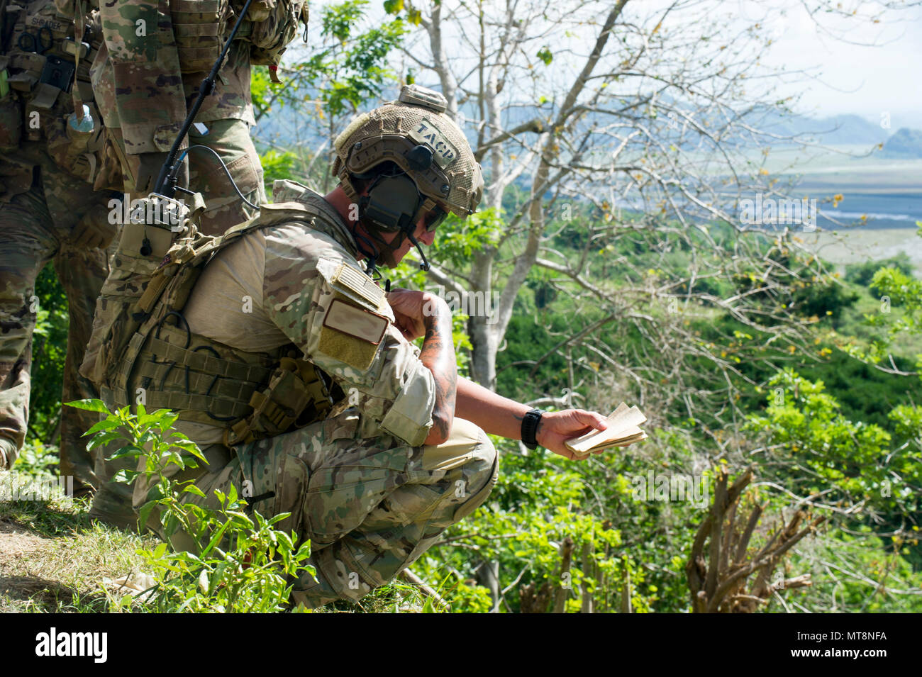 A U.S. Air Force Tactical Air Control Party Airman from the 25th Air ...