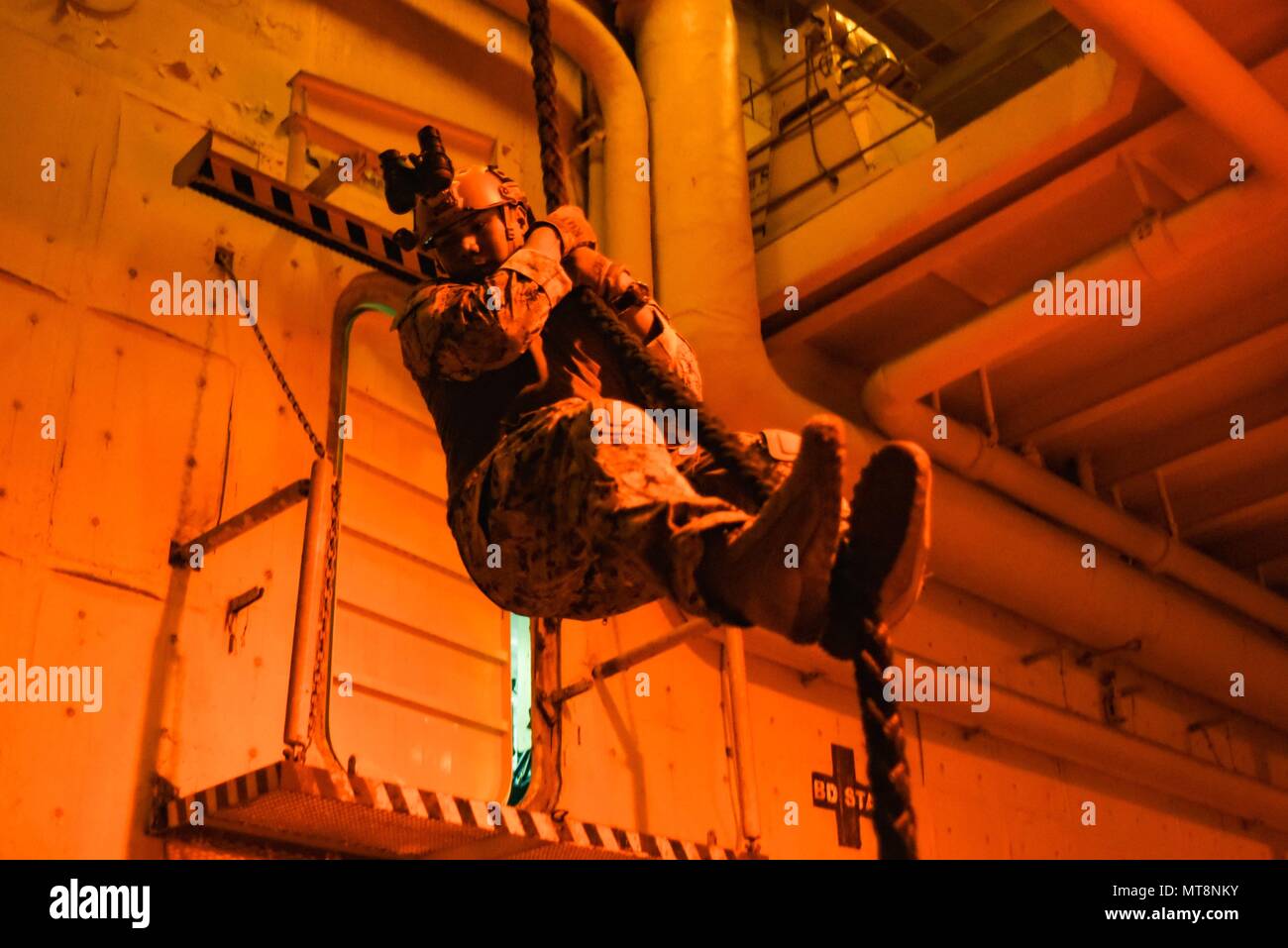 180514-N-NQ487-0959 MEDITERRANEAN SEA (May 14, 2018) Chief Navy Diver ...