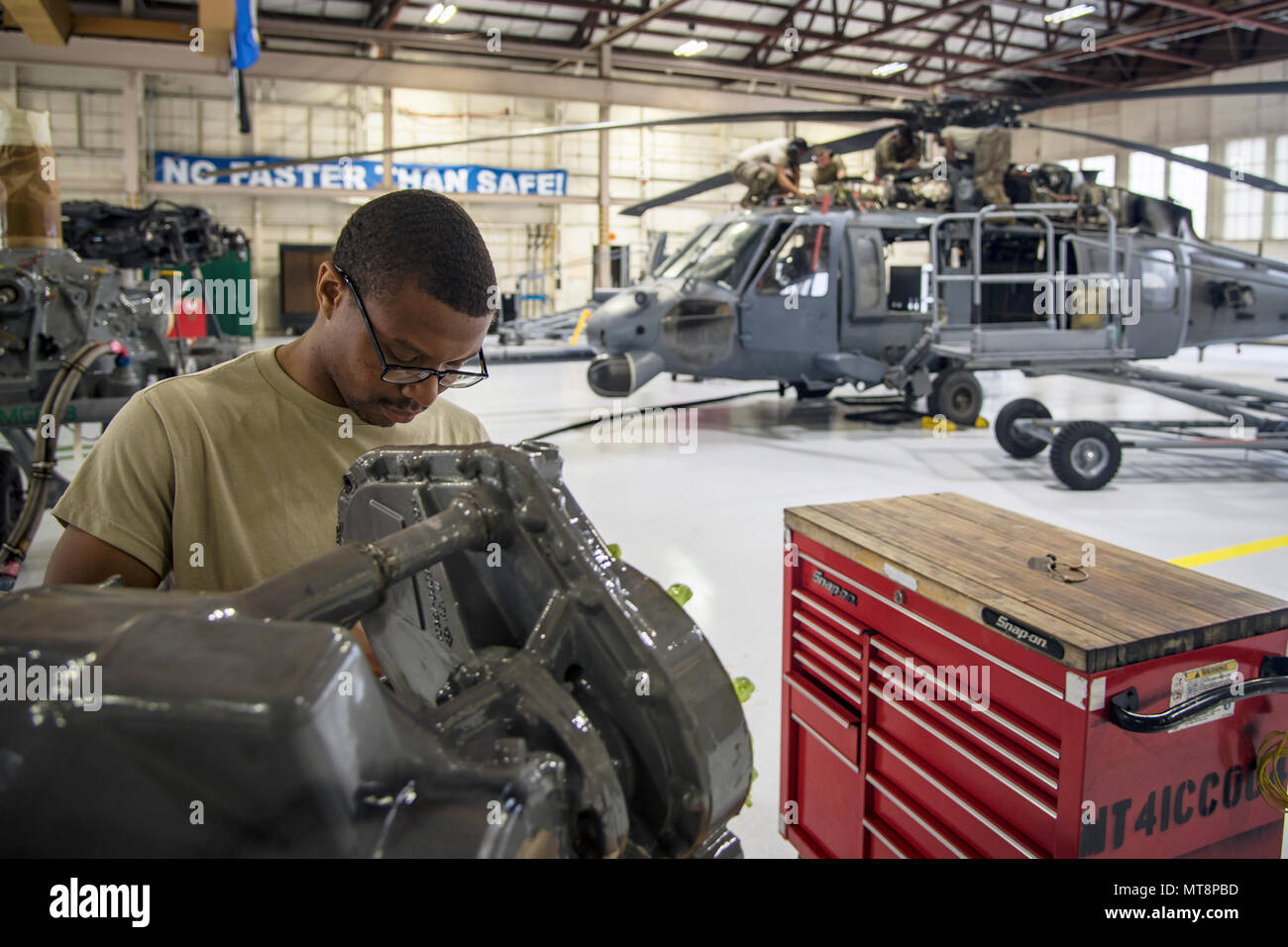 Down aircraft recovery team hi-res stock photography and images - Alamy