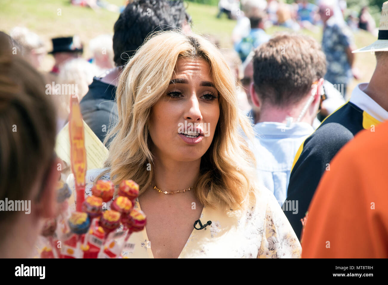 Stacey Solomon Loose Women TV presenter with real Loose Women in Loose ...