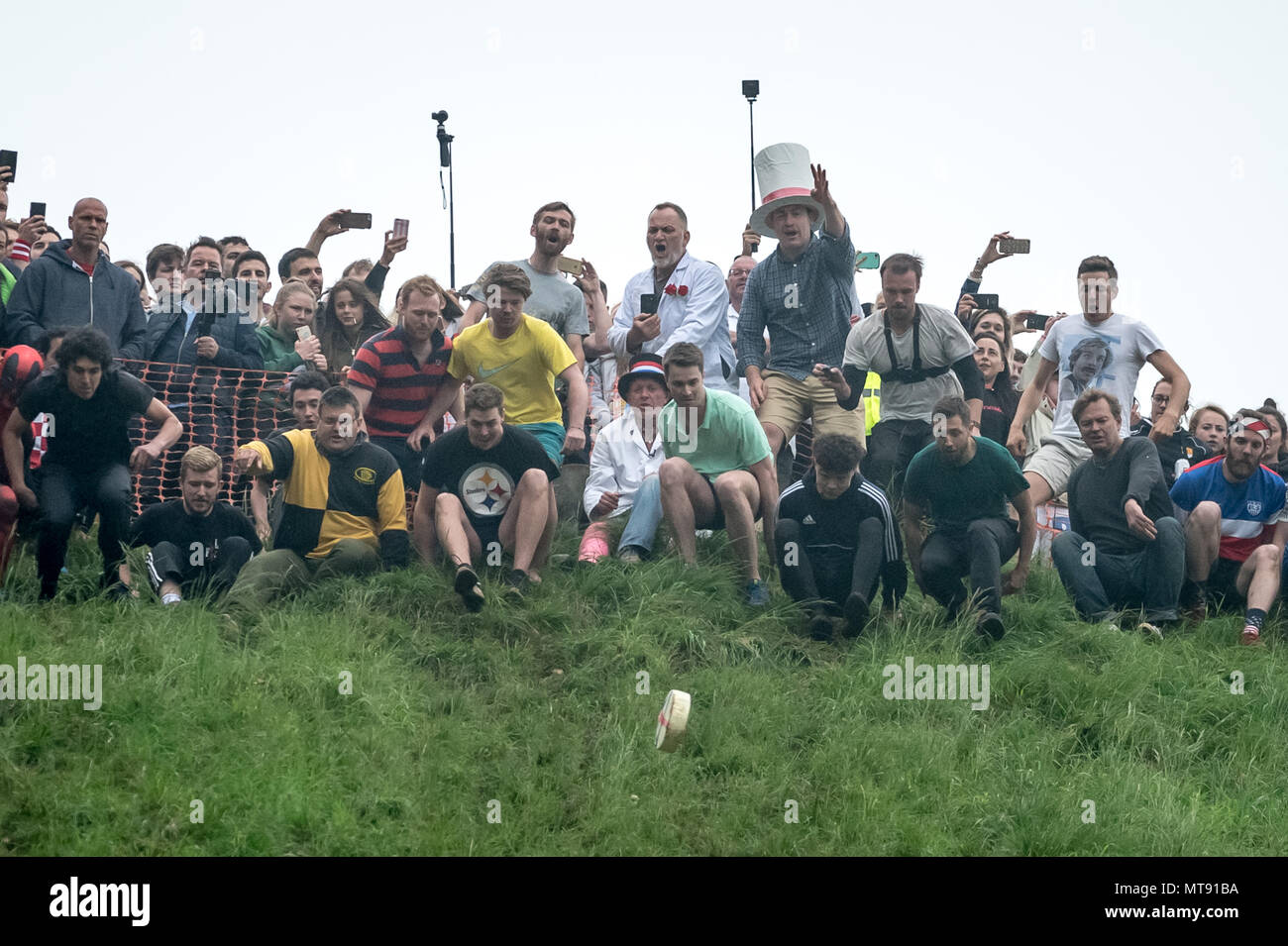 Gloucester cheese roll hi-res stock photography and images - Alamy
