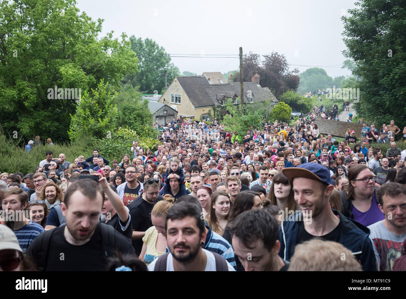Gloucester cheese roll hi-res stock photography and images - Alamy