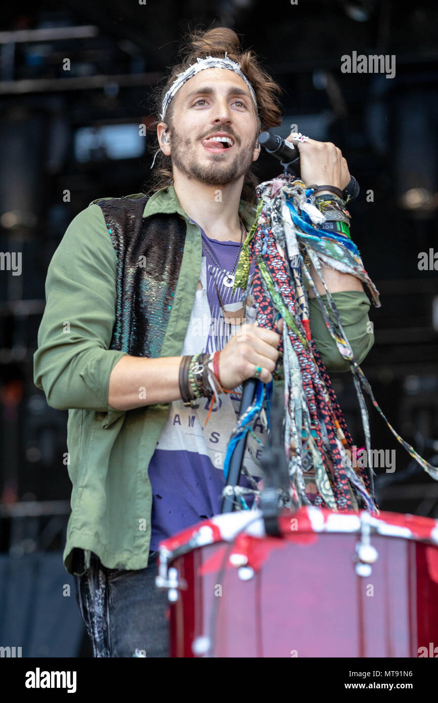 Napa, California, USA. 27th May, 2018. AUSTIN BISNOW of Magic Giant ...