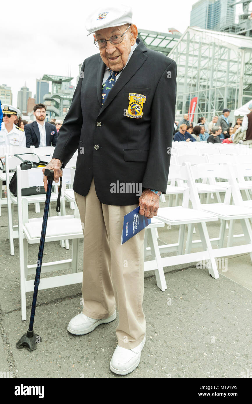 New York, NY - May 28, 2018: Lieutenant Colonel Richard Cole102 year ...