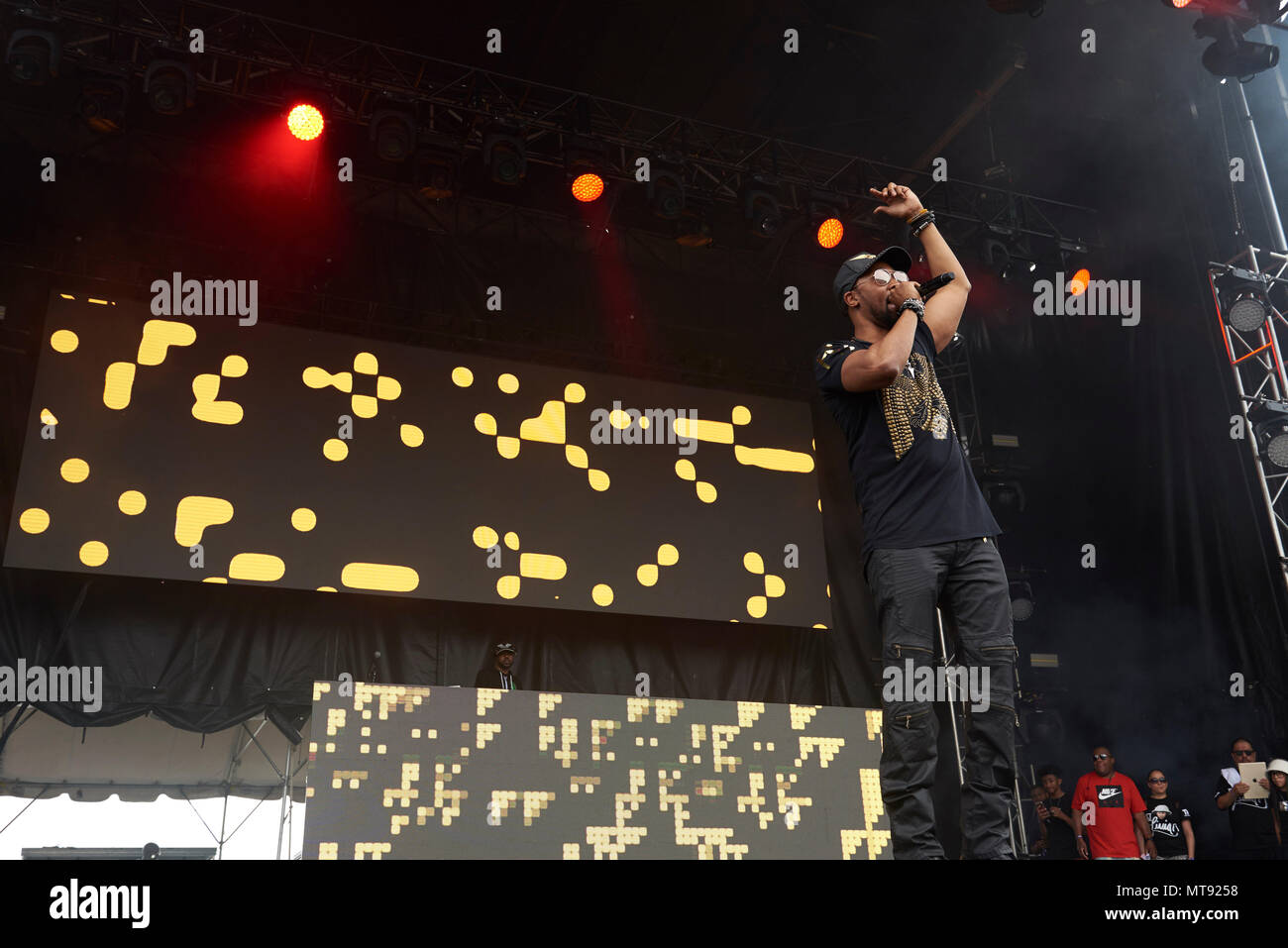 ST. PAUL, MN MAY 27: Wu Tang Clan perform at the Soundset music ...
