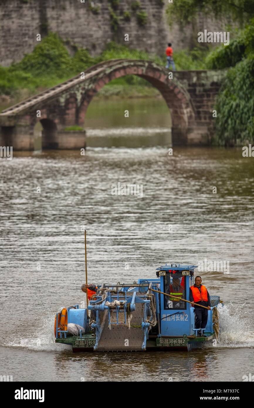 Chongqin, Chongqin, China. 27th May, 2018. Chongqing, CHINA-27th May ...