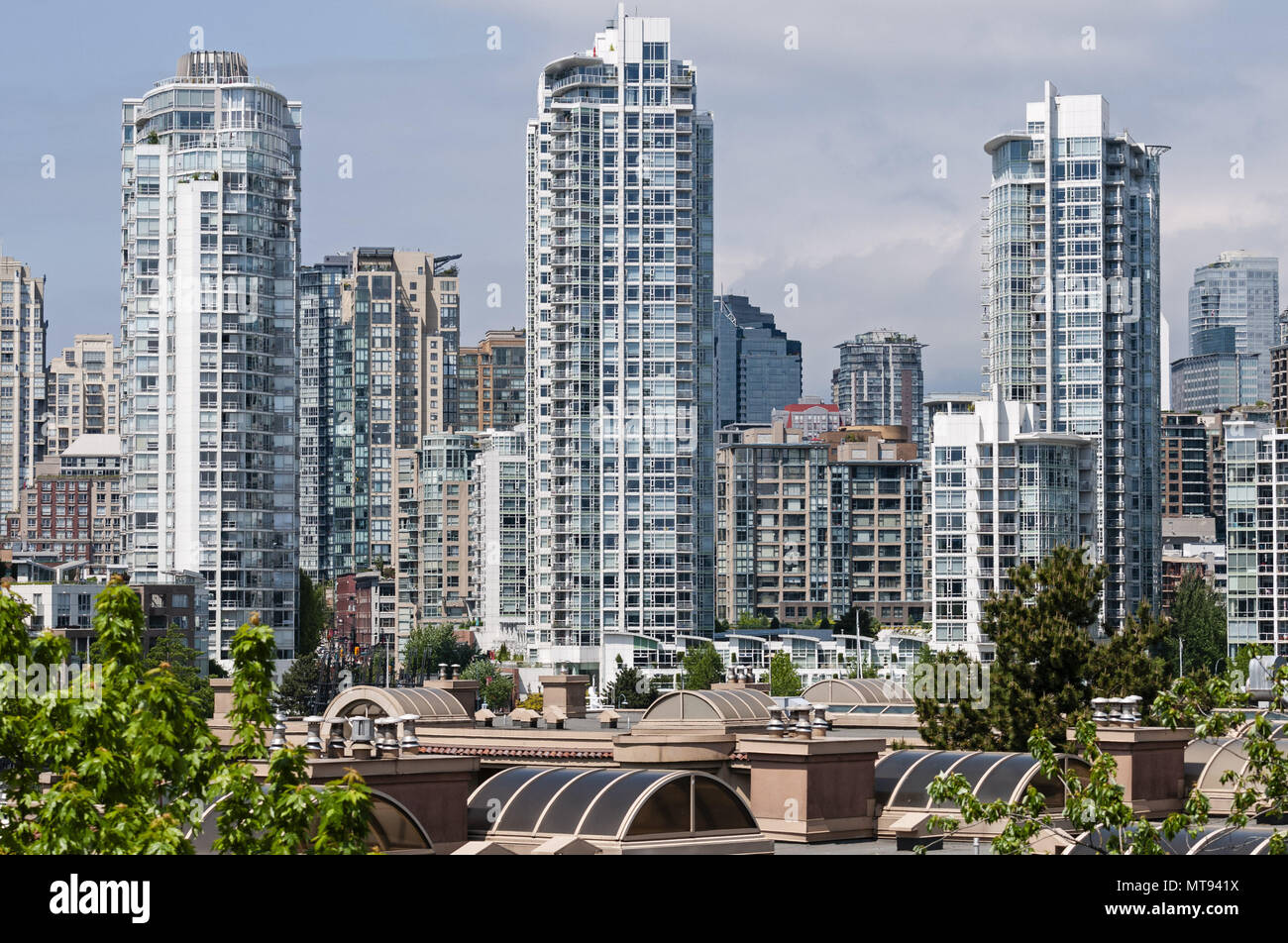 Condos in stanley hi-res stock photography and images - Alamy