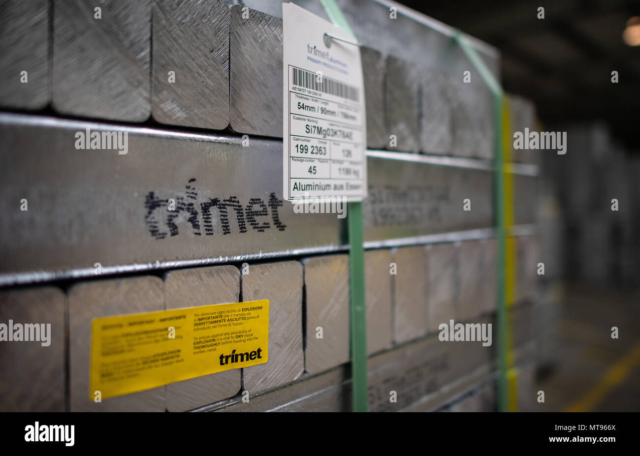 Production of aluminium at TRIMET Aluminium SE in Essen, North Rhine ...