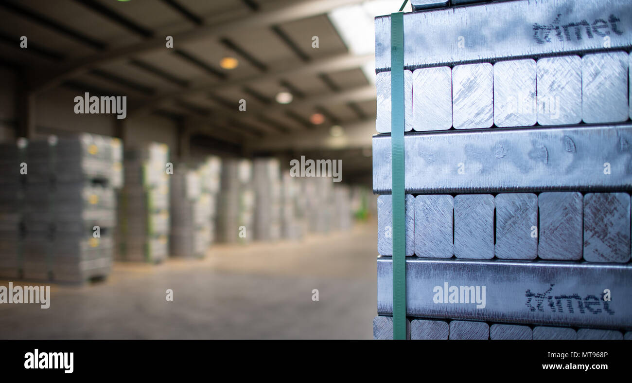 Production of aluminium at TRIMET Aluminium SE in Essen, North Rhine ...