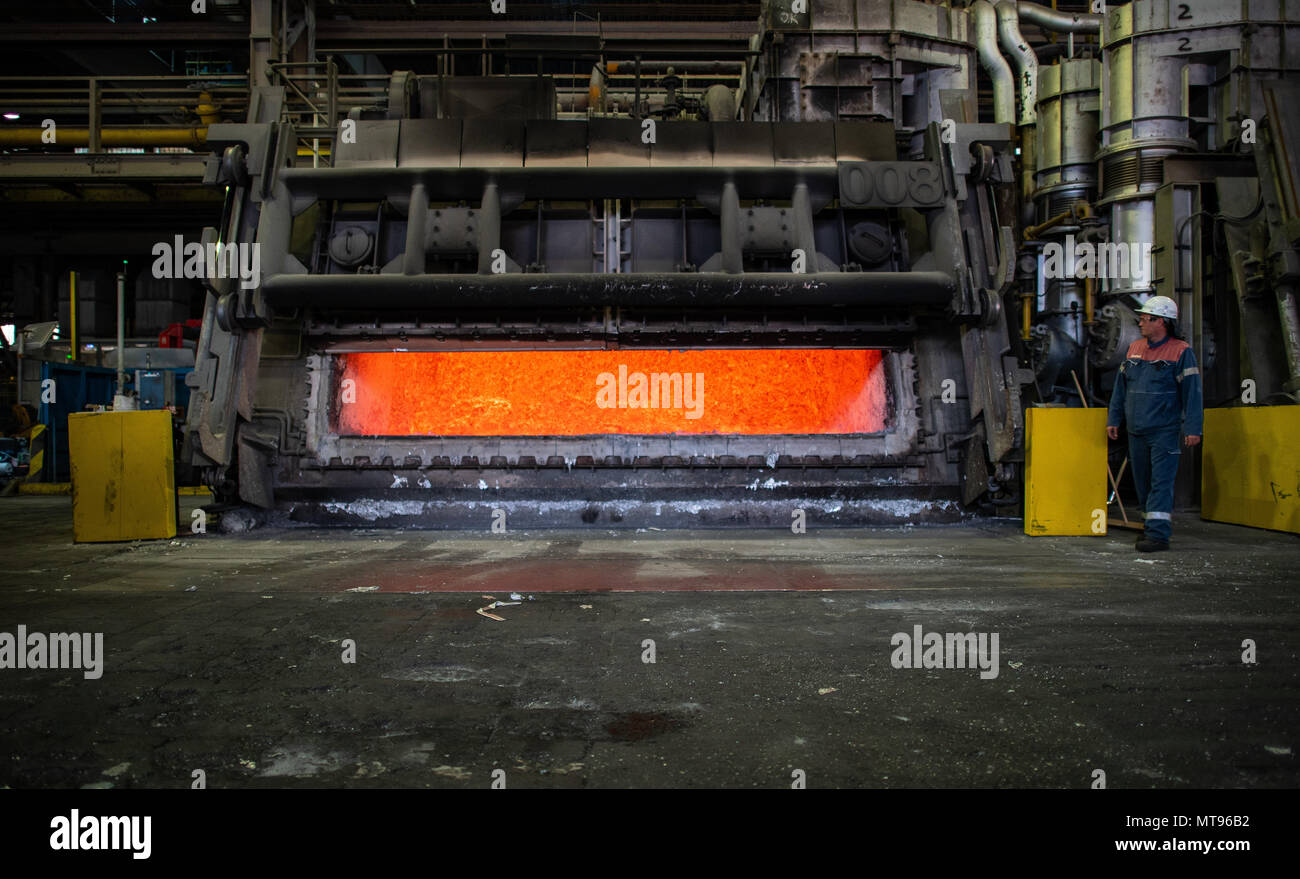Production of aluminium at TRIMET Aluminium SE in Essen, North Rhine ...