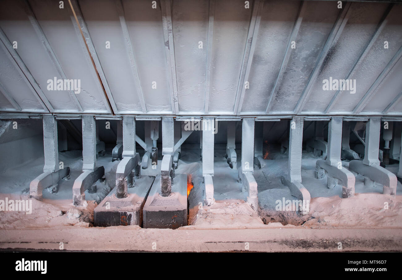 Production of aluminium at TRIMET Aluminium SE in Essen, North Rhine ...