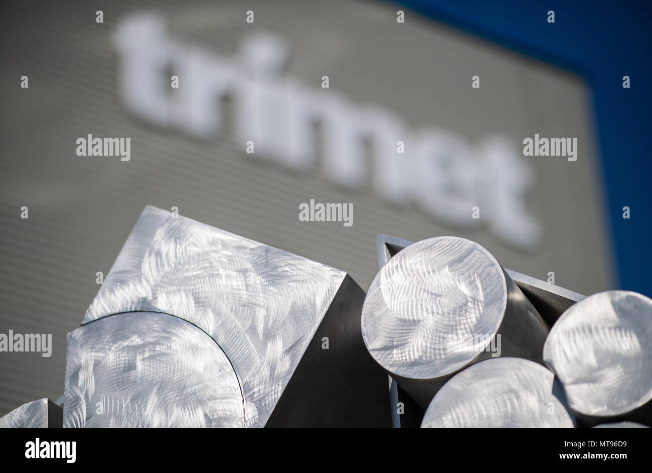 Production of aluminium at TRIMET Aluminium SE in Essen, North Rhine ...