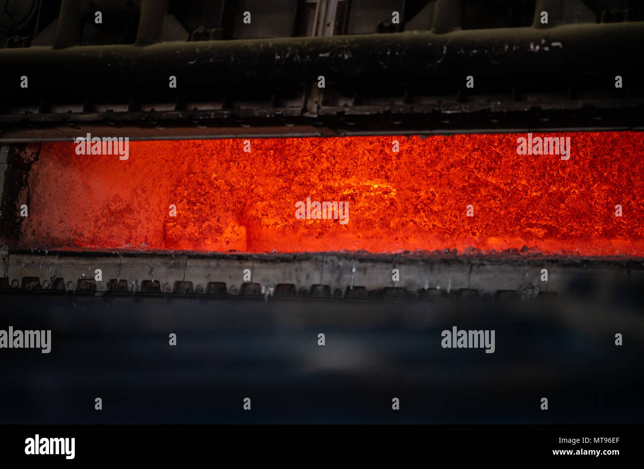 Production of aluminium at TRIMET Aluminium SE in Essen, North Rhine ...