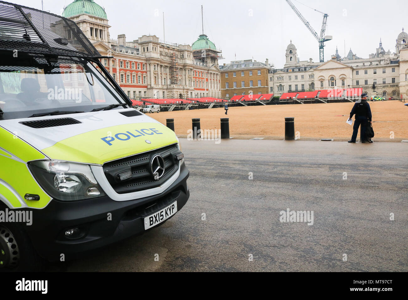Guards vans hi-res stock photography and images - Alamy