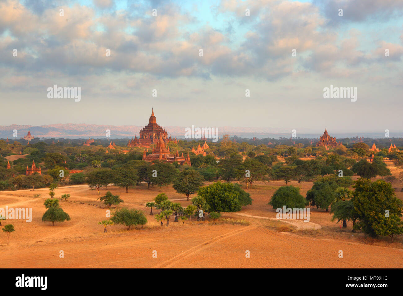 Temples in Bagan at sunrise, Myanmar Stock Photo - Alamy