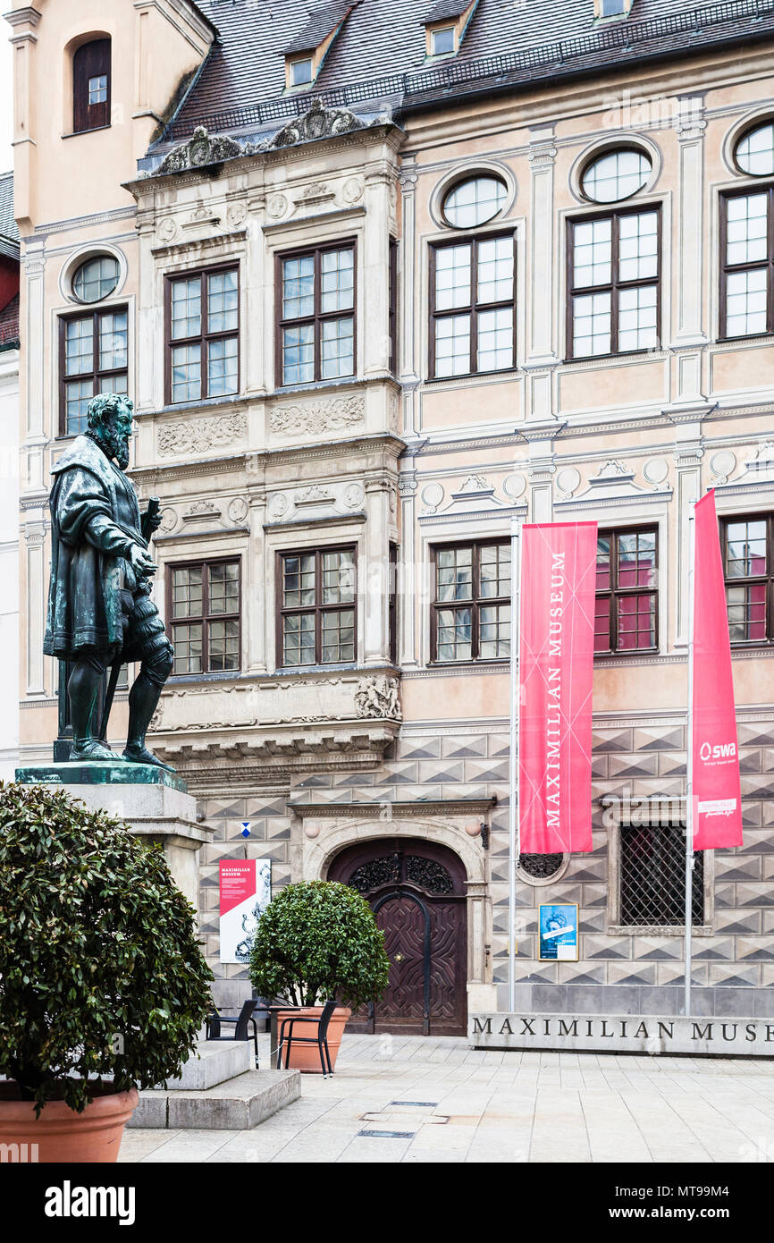 Fugger monument in augsburg hi-res stock photography and images - Alamy