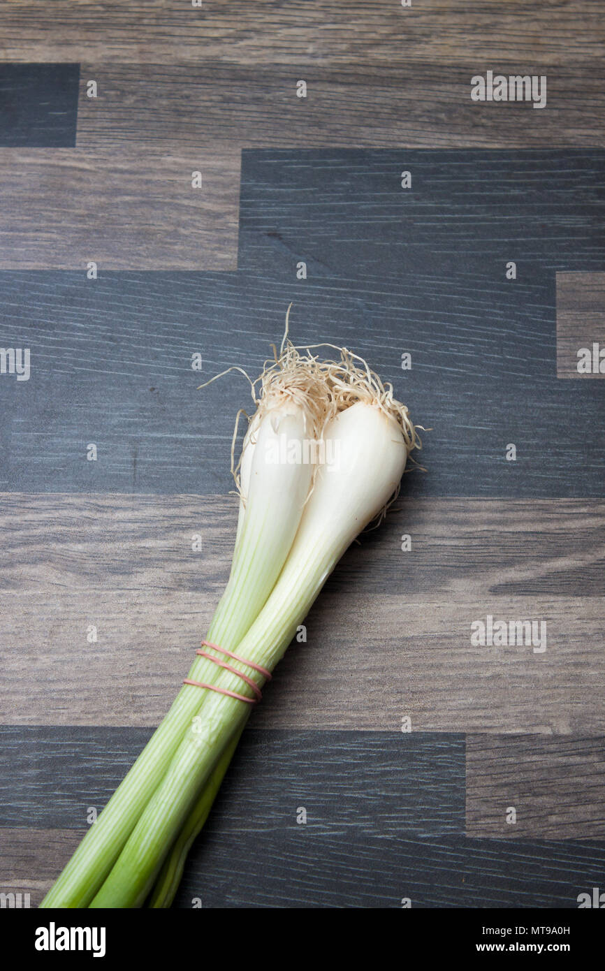 Green scallions hi-res stock photography and images - Alamy