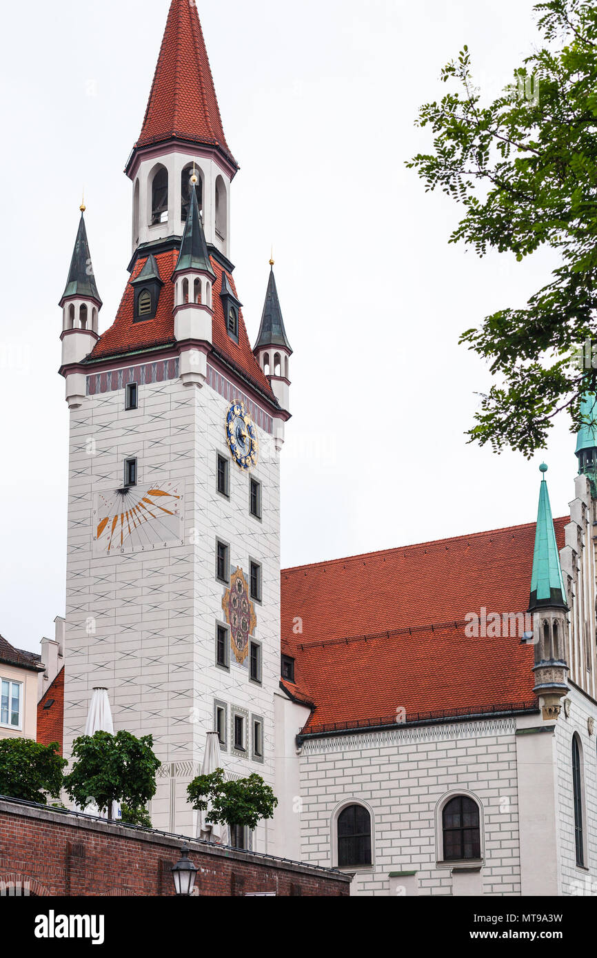 Travel to Germany - tower of Old Town Hall (Alte Rathaus) on ...