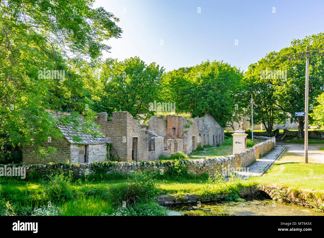 Abandoned village england hi-res stock photography and images - Alamy