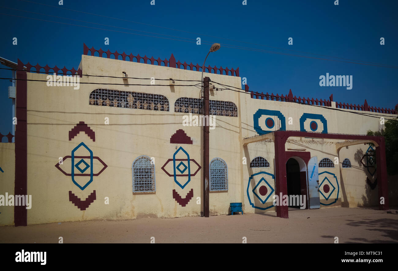 Exterior view to Maradi sultan residence at Maradi , Niger Stock Photo ...