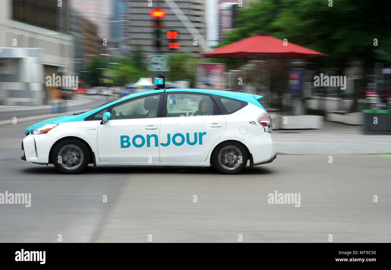 Taxi bonjour hi-res stock photography and images - Alamy