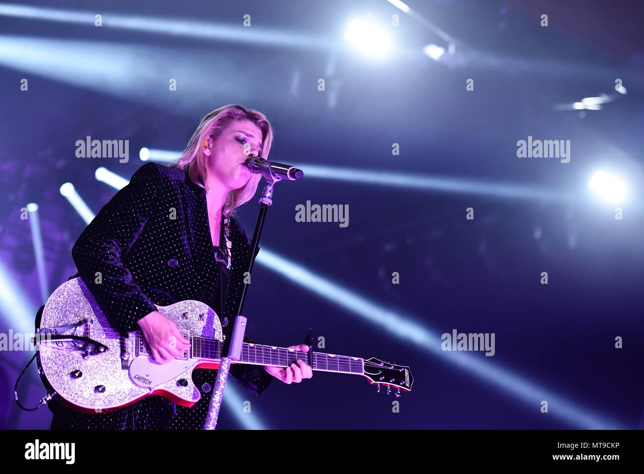 Napoli, Italy. 28th May, 2018. The Italian singer and songwriter Emma ...