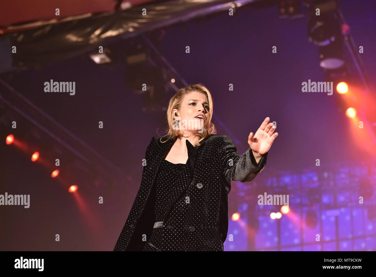 Napoli, Italy. 28th May, 2018. The Italian singer and songwriter Emma ...