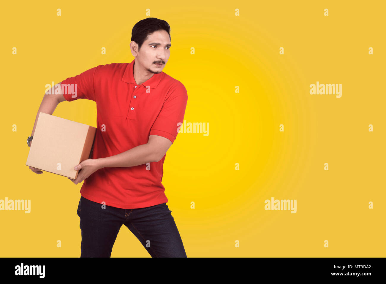Bring delivery man hi-res stock photography and images - Alamy