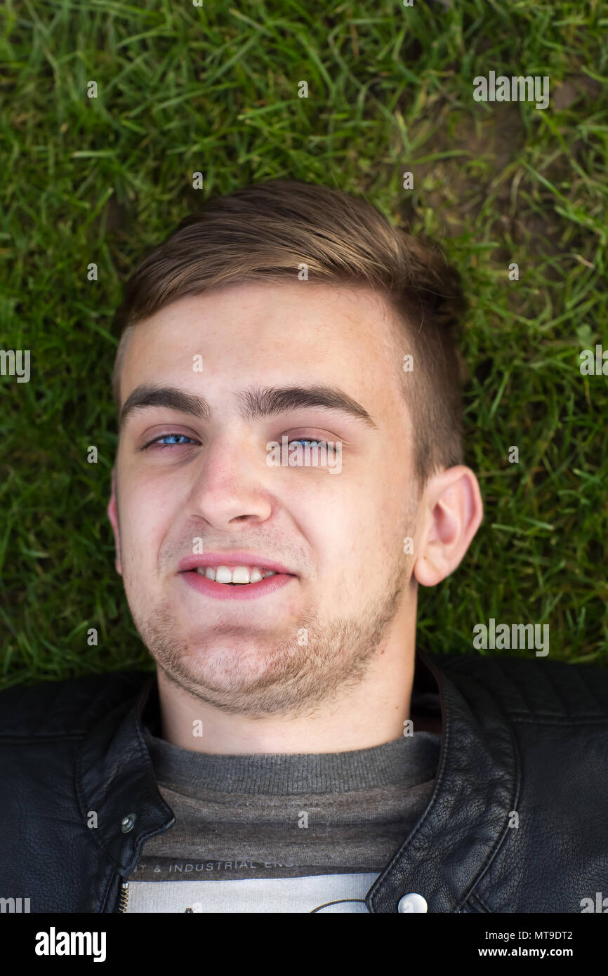 Headshot head shot portrait eyes to camera smiling smile hi-res stock ...