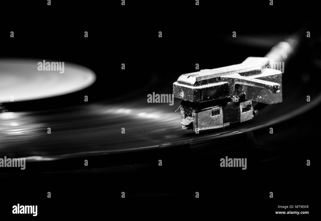 old style turntable with needle Stock Photo - Alamy
