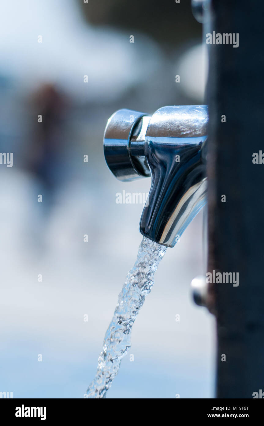 Public Water Tap Stock Photos & Public Water Tap Stock Images - Alamy