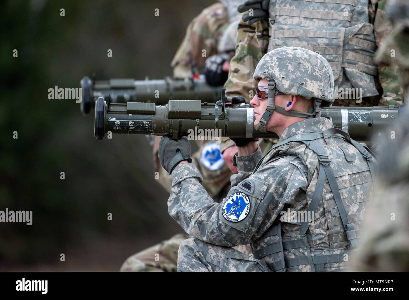 Weapon familiarization physical training hi-res stock photography and ...