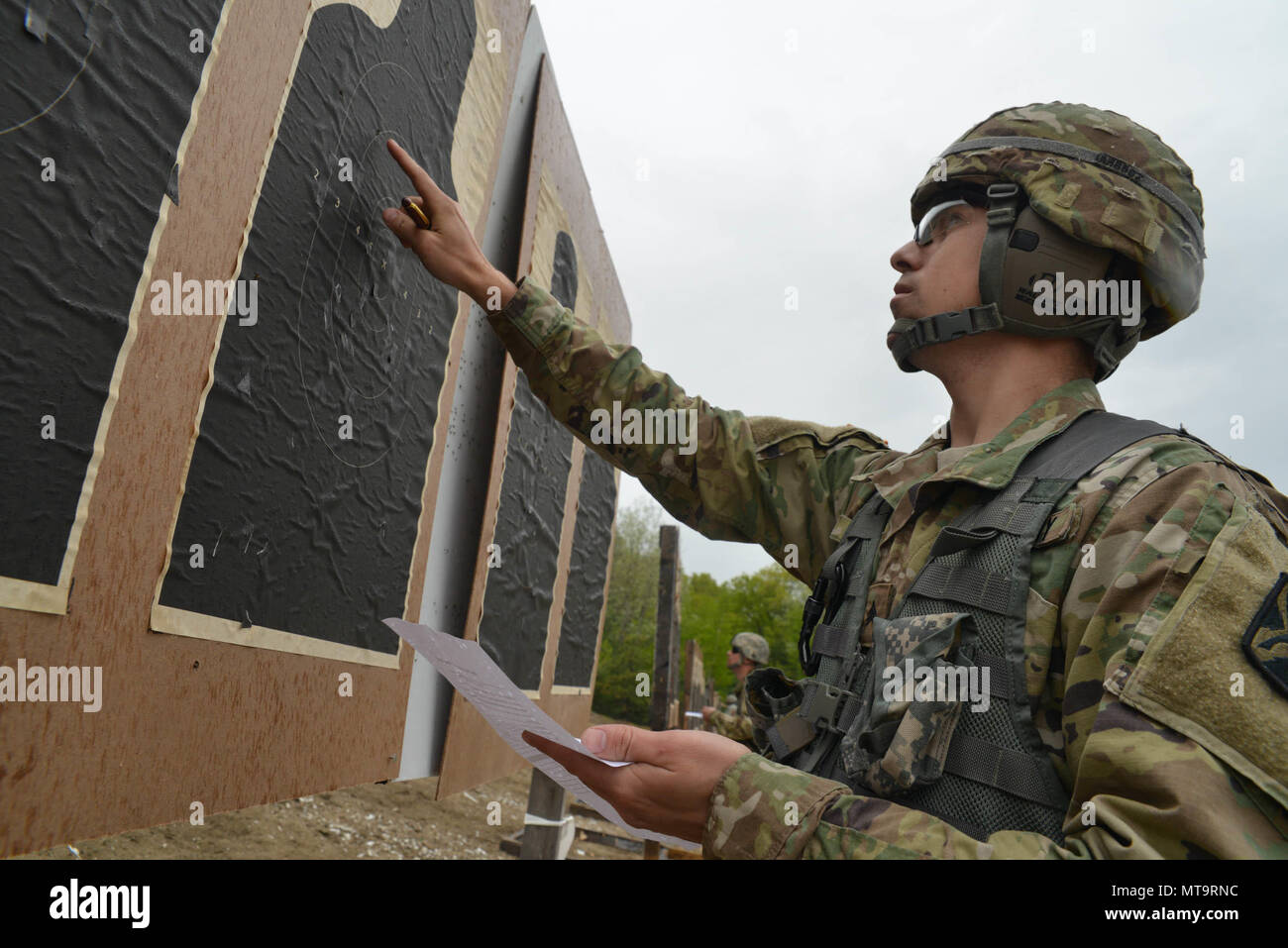 223rd military intelligence battalion hi-res stock photography and ...