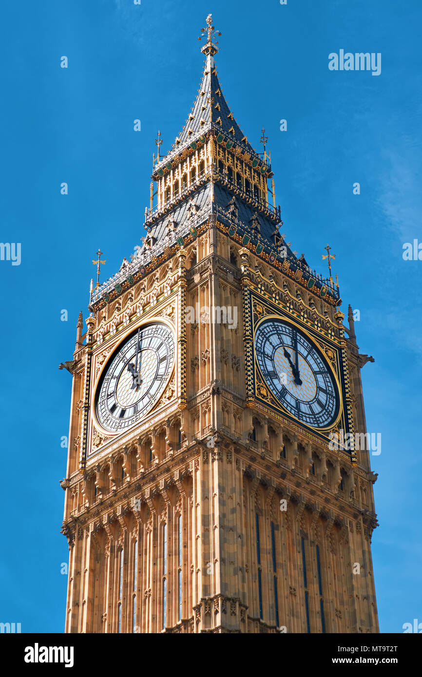 Big ben closeup hi-res stock photography and images - Alamy