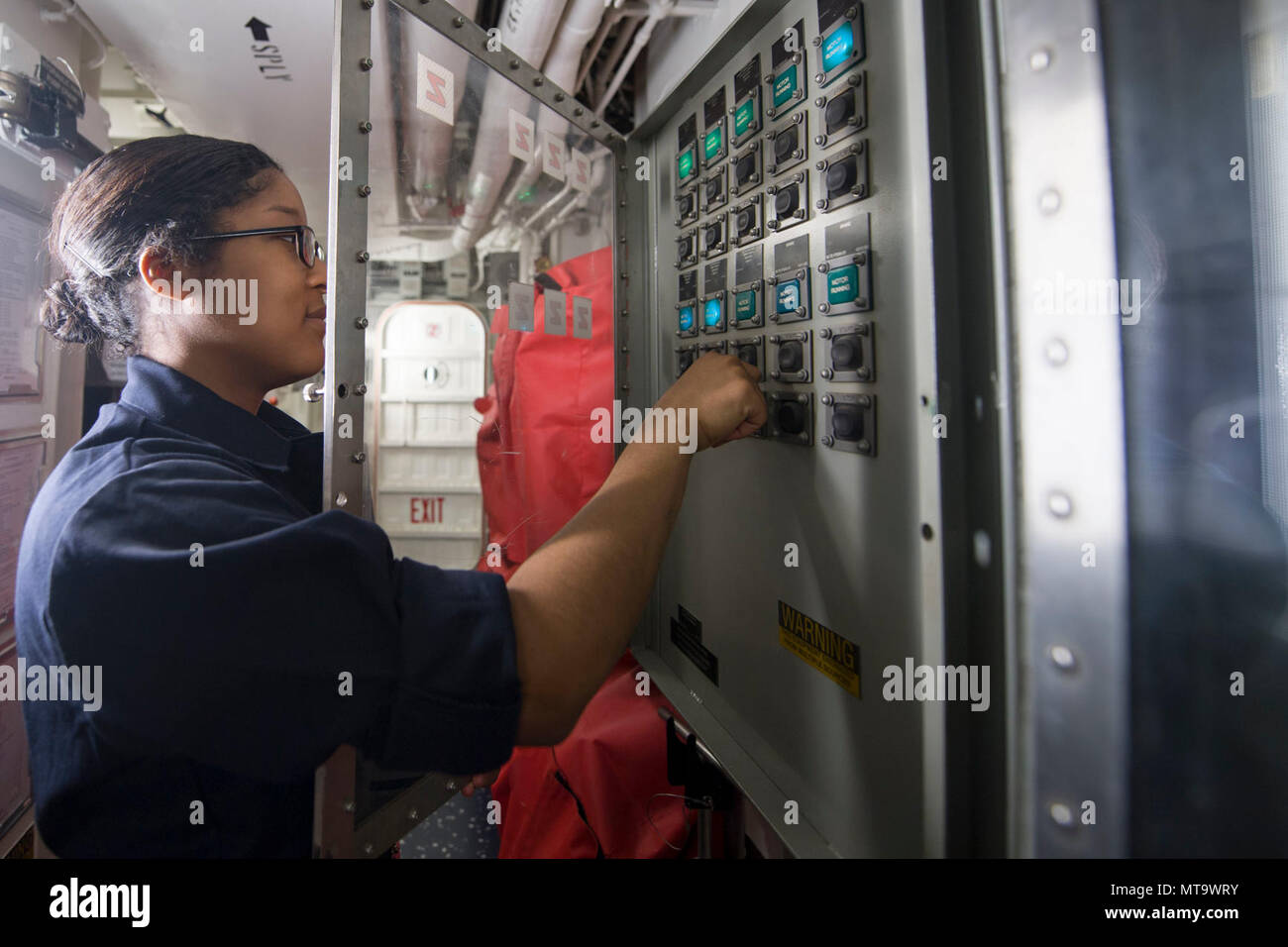 OCEAN (April 18, 2017) Seaman Tanya Ashley, from Marshall, Minn ...