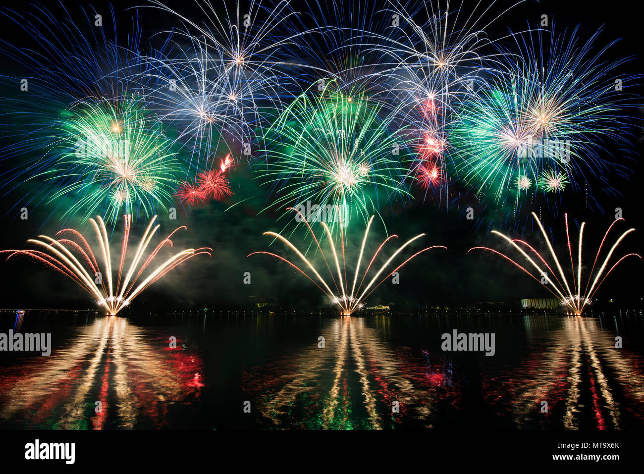 Skyfire hi-res stock photography and images - Alamy