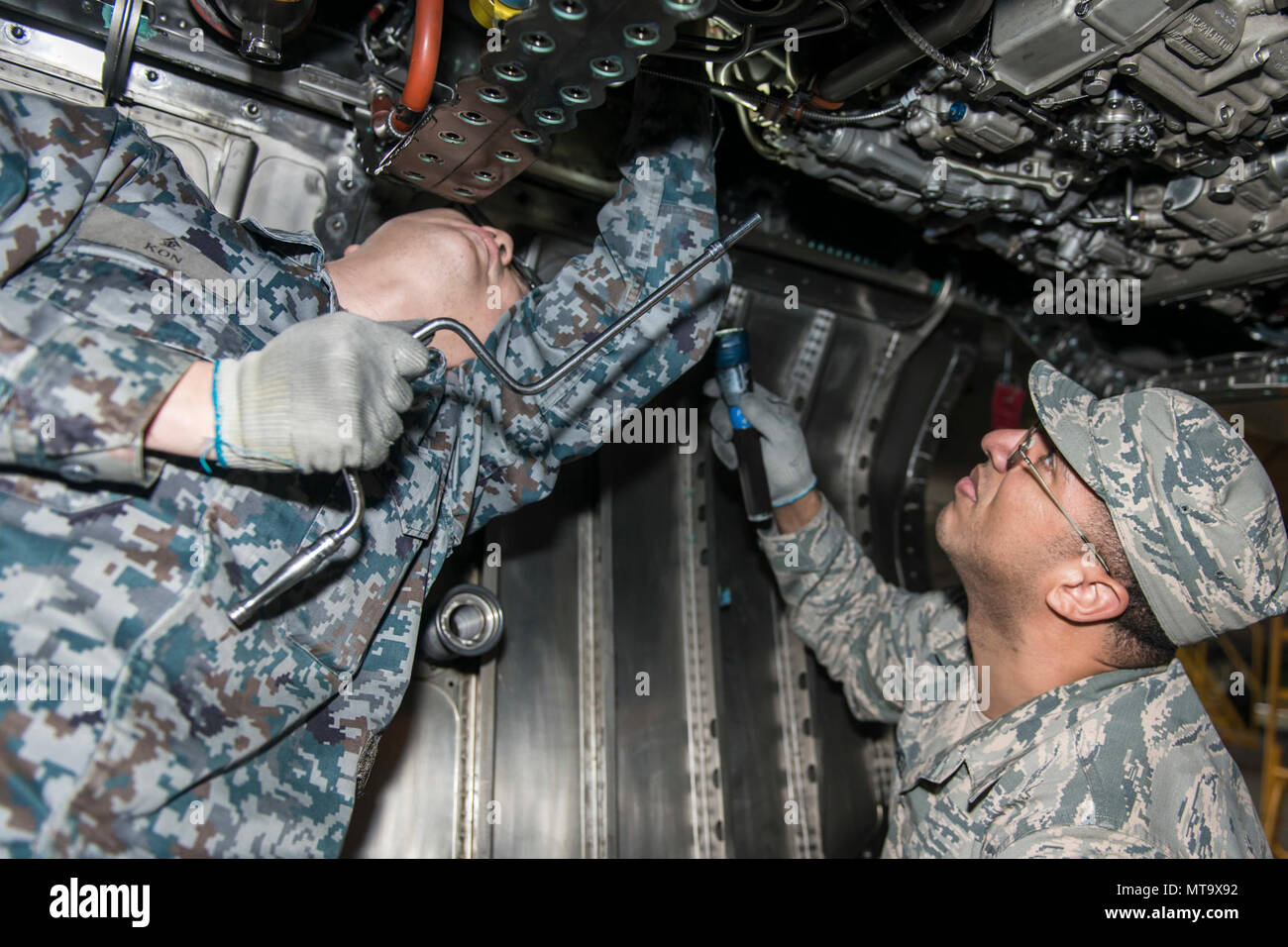 Borescope hi-res stock photography and images - Alamy