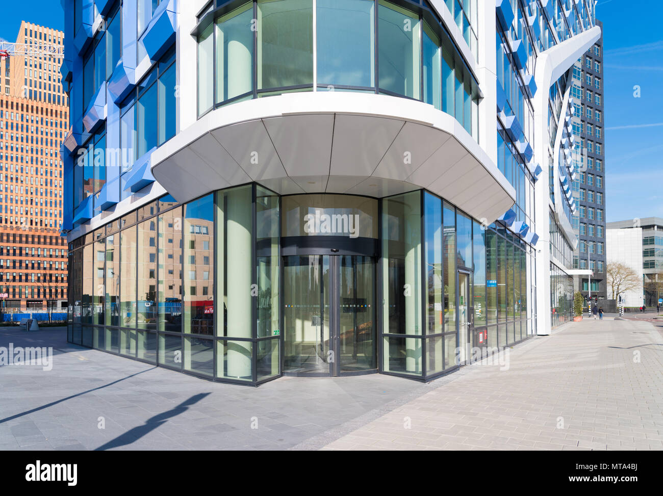 entrance of a modern office building Stock Photo - Alamy