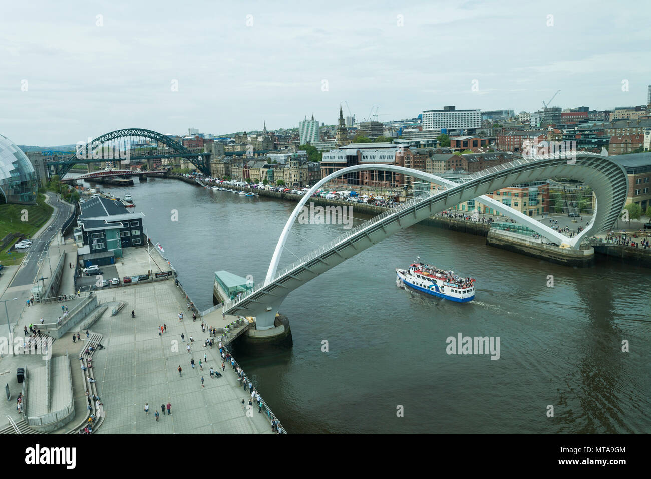 Gateshead millenium bridge boat hi-res stock photography and images - Alamy