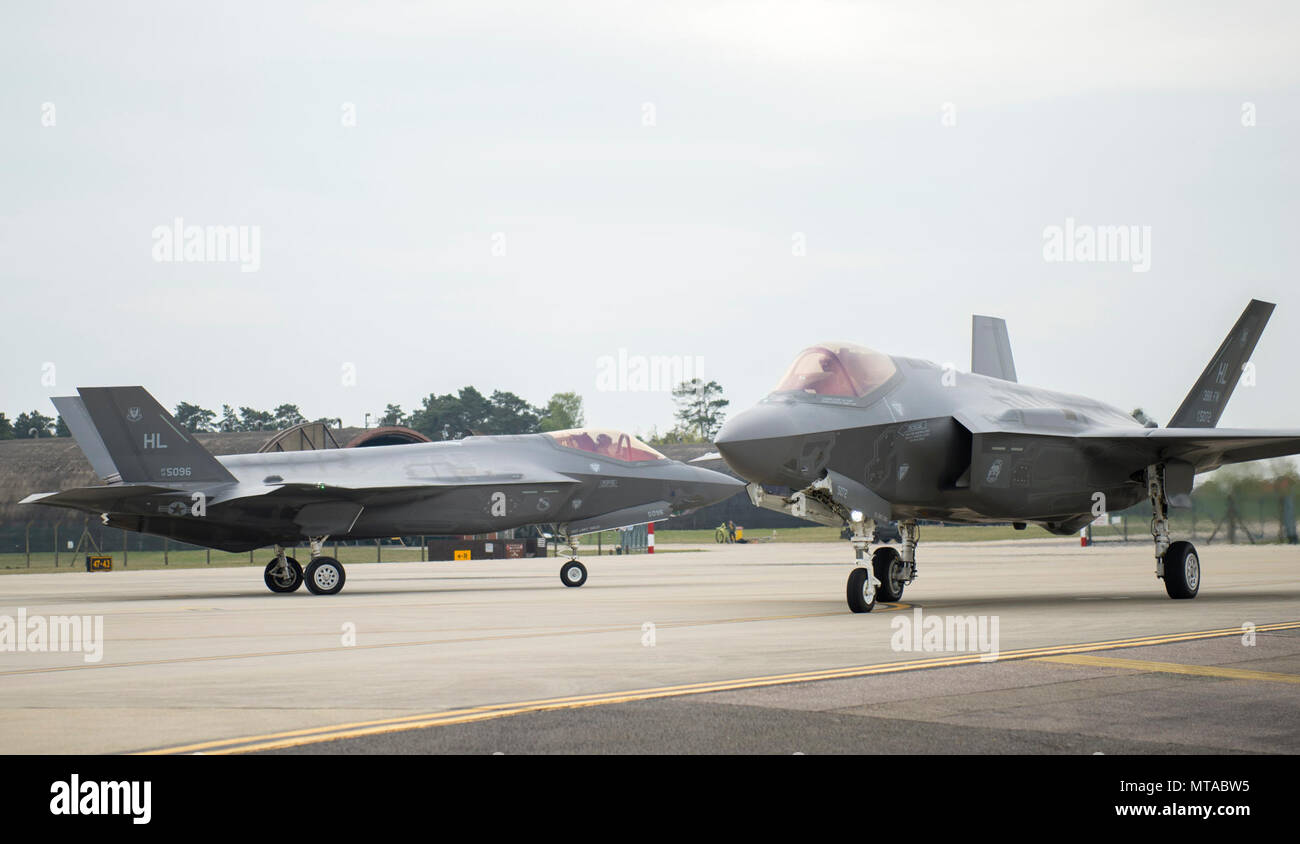 Raf lakenheath usaf base serviceman hi-res stock photography and images ...