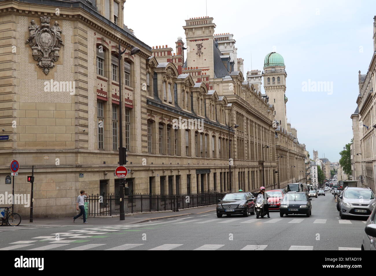 Paris streets and architecture Stock Photo - Alamy