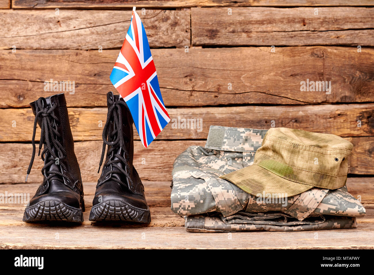 British army uniform closeup hi-res stock photography and images - Alamy