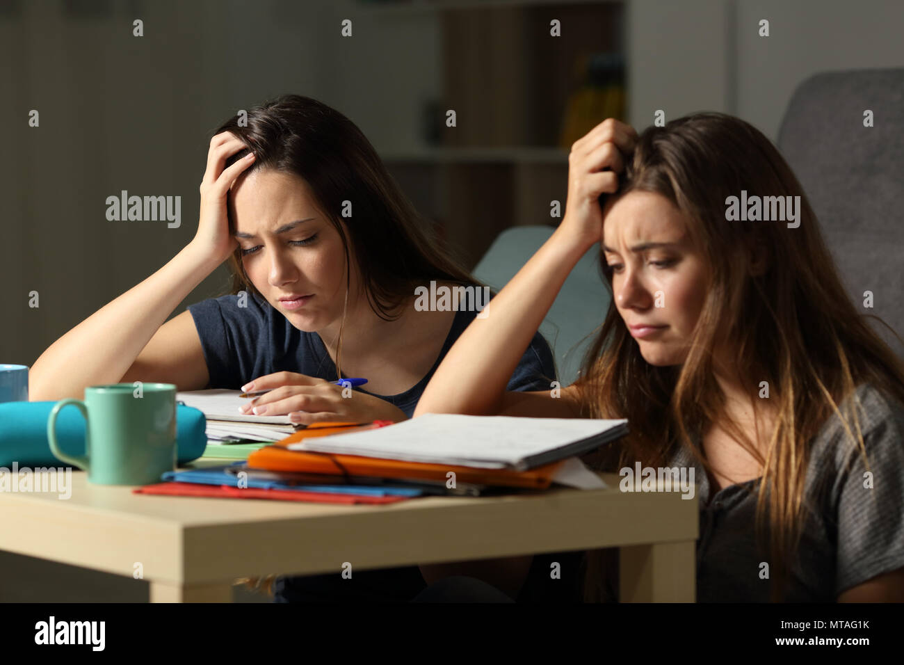 Hardworking students hi-res stock photography and images - Alamy