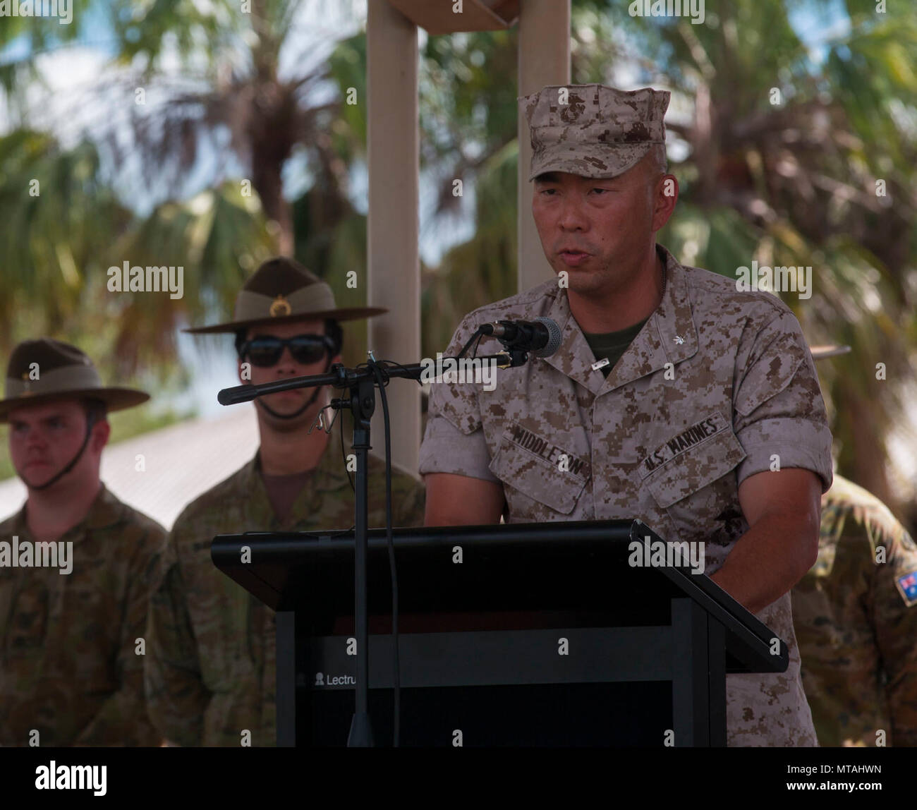 ROBERTSON BARRACKS, Darwin – U.S. Marine Lt. Col. Brian Middleton ...