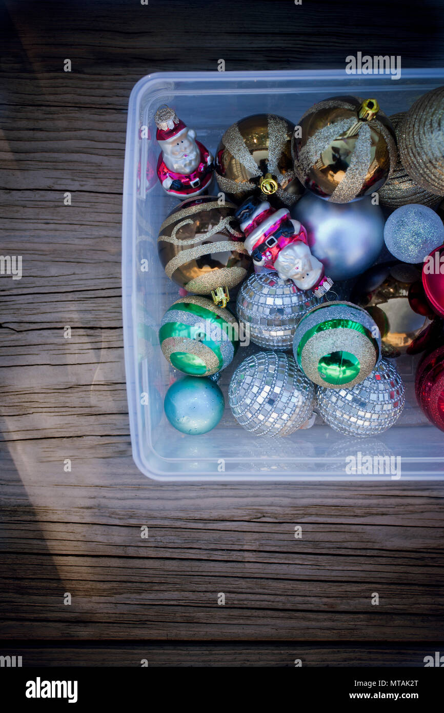 Reb baubles hi-res stock photography and images - Alamy